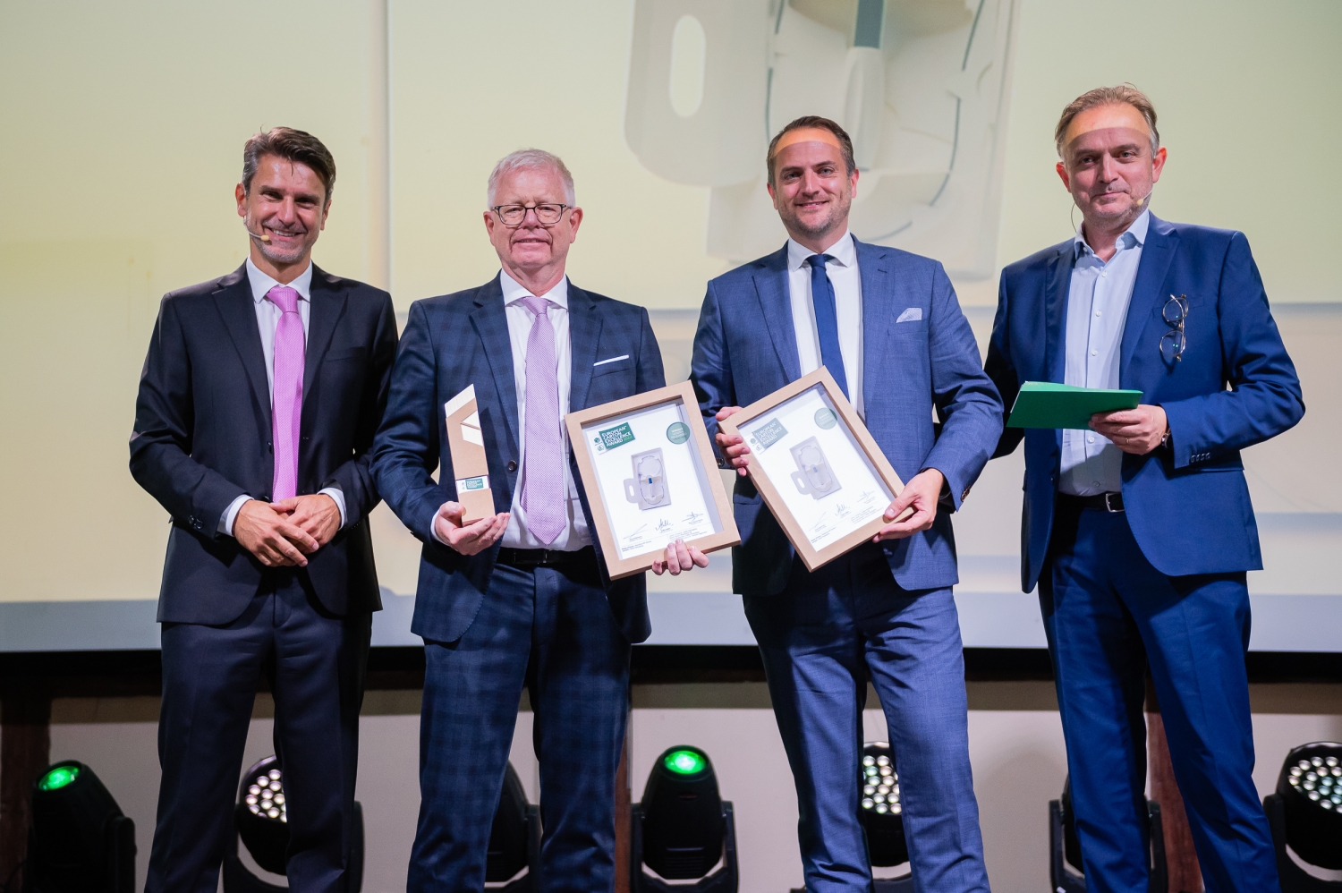 European Carton Excellence Award 2022: the Winner is … - Pro Carton